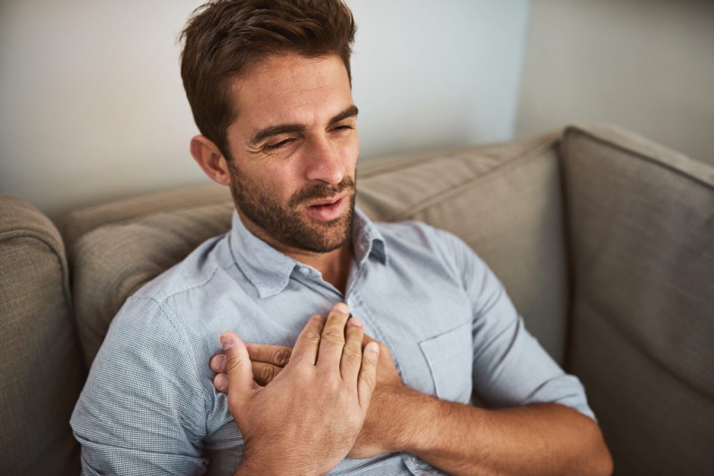 Chest Pain Right Side: Just a Strain or Something Serious? When to Worry